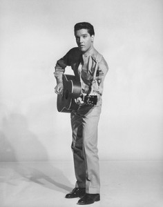 Framed Elvis Presley Fine Art Print - Art & Paintings posters in India ...