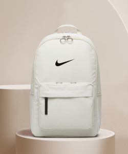 NIKE Heritage Winterized Eugene 23 L Backpack Grey - Price in India ...