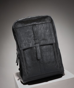 French Accent The Pioneer Backpack - Black 15 L Backpack Black - Price ...
