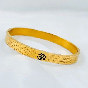 Lila Stainless Steel Titanium Kada Price in India - Buy Lila Stainless ...