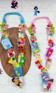 GB Holi Garland/ Mala for Kids Wth Colors, Toys, Candies Etc ...