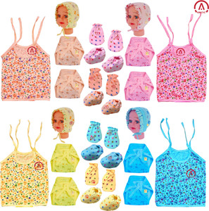 Aantic New Born Baby Combo Set/Gift Pack, Hosiery Material, , 0-6 ...