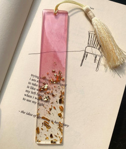 Styleensbysaakshi Pink gold foils resin bookmark (Random colours) Resin ...