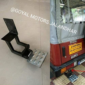GOYAL MOTORS gypsy Rear Footstep with Powder Coating Vehicle Tool Kit ...
