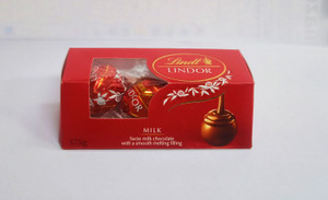 LINDT Lindor Milk Trio Truffles Price in India - Buy LINDT Lindor Milk ...