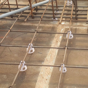 Implemental Cross Lock PVC Concrete Spacers Multi Cover Block for Beam ...