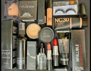 FLIPZON Makeup combo kit set of 11 item Price in India - Buy FLIPZON ...