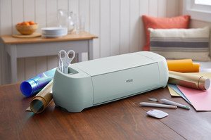 Cricut Explore 3 Machine-DIY Machine Compatible with Matless Cutting ...