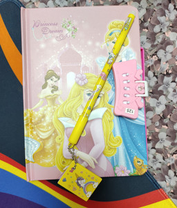 Paper Bear Princess Regular Diary Designer 80 Pages Price in India ...