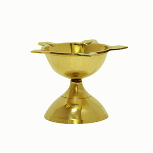 Tia Crafts Traditional Brass Five Face Diya | Pooja Oil Lamp Brass ...