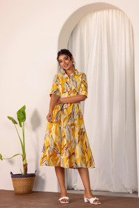 Label Flavia Straight Gown Price in India - Buy Label Flavia Straight ...