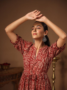 Presha Women Fit and Flare Maroon Dress - Buy Presha Women Fit and ...