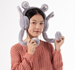 Dressify Moving Ear earmuffs children's cute cartoon frog plush ...