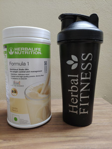 HERBALIFE Formula 1 Nutritional Shake Vanilla 500g With 700 Ml Gym ...