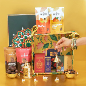 EAT BETTER CO Padma 9 - Item Diwali Gift Hamper with Pichwai Tray ...