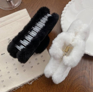 Ruhi Hair Clips,Clutcher Hair 2 pcs soft fur hair claw,Hair Accessories ...