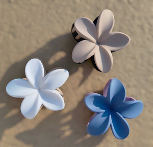 Curio World Flower hair clip Clutcher for women and girls set of 3 Hair ...