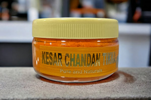 Dev Samagri 100% Pure Kesar Chandan Powder Tilak Price in India - Buy ...