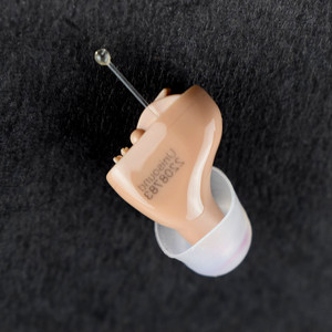 Dishan Very Small Old Age Mini CIC For Deaf Ear machine MCIC110R ...
