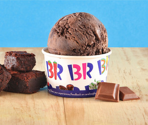 Baskin Robins Chocolate Mississippi Mud Ice Cream Price in India - Buy ...
