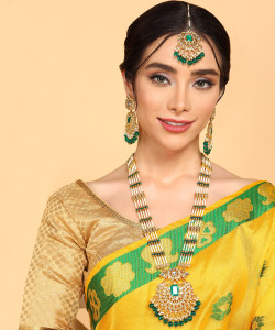Reesha Jewel Brass, Alloy Green Jewellery Set Price in India - Buy ...