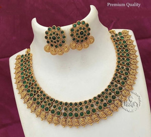 Raaji’s Alloy Gold-plated Gold Jewellery Set Price in India - Buy Raaji ...