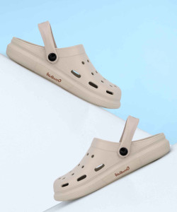 WALKAROO Boys Sling Back Clogs Price in India - Buy WALKAROO Boys Sling ...