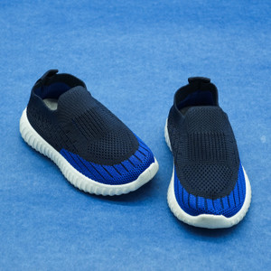 Happy Feet Boys & Girls Slip on Walking Shoes Price in India - Buy ...