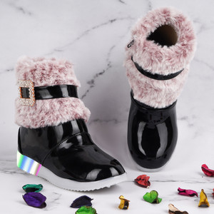 LNG Lifestyle Girls Zip Casual Boots Price in India - Buy LNG Lifestyle ...