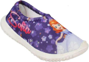 Fitstep Girls Slip on Loafers Price in India - Buy Fitstep Girls Slip ...