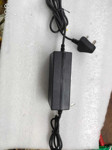 TM&W Adapter INPUT : 104 - 290V 50-60Hz. 800mA OUTPUT : 24V DC - 3.0A ...