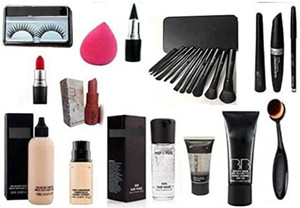 toroka FACE MAKEUP KIT - Price in India, Buy toroka FACE MAKEUP KIT ...