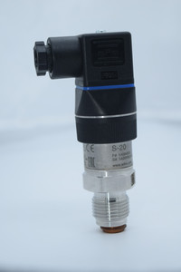 Wika S-20 Pressure Transmitter | Range : 0-16 Bar- Test Indicator Price ...