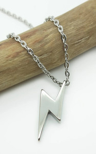 Vivity Latest Trendy Korean Style Lightning Bolt Thunder Necklace ...