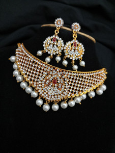 chokar set Cubic Zirconia Alloy Choker Price in India - Buy chokar set ...