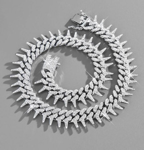 Utkarsh Crystal Nug Rhinestone Bling Rivet Spike Thorns Curb Cuban Link ...