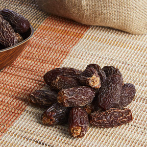 GROCERYONTHEGO Dried Dates (Chuara), 50g Dates Price in India - Buy ...