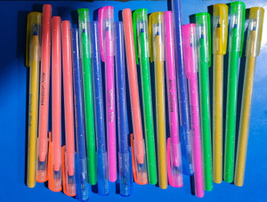 Unique Silk DF BALL PENS 40 PIC Ball Pen - Buy Unique Silk DF BALL PENS ...