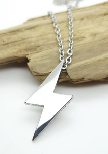 Vivity Latest Trendy Korean Style Lightning Bolt Thunder Necklace Punk ...