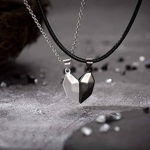 JS Enterprises Matching Magnetic Heart Couples Pendant for Lovers ...