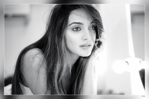 Kiara Advani Matte Finish Poster P-13722 Paper Print - Animation ...