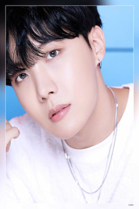 Jhope Bangtan Sonyeondan Be Bts Bts Be Bts Jhope Bts Life Goes On Hobie ...