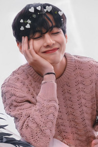 V South Korean singer Poster for Room Wall Decoration, Size - 12 X 18 ...