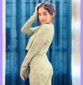 Anushka sen Poster Multicolor Photo Paper Print Poster Photographic ...