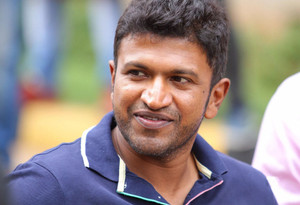 Poster Kannada Superstar Puneeth Rajkumar Series 1 (13x19 Inches, Wall ...