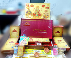 DHYAANDHARA Deepawali Puja Samagri Combo | 51 Items Worship Box Prayer ...