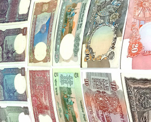 Naaz Rare Collection 1 Rupees Bronze, Paper Printed Currency Price in ...