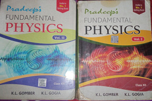 Pradeep Physics Class 12 Second Hand & Used Book: Buy Pradeep Physics ...