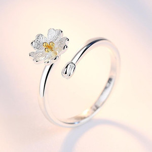 MYKI Cute Flower Ring For Women & Girls Stainless Steel Silver Plated ...