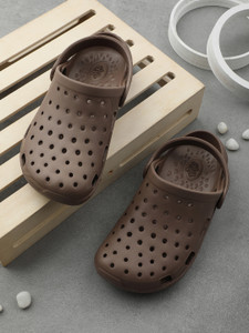 LIBERTY Women Clogs - Buy LIBERTY Women Clogs Online at Best Price ...